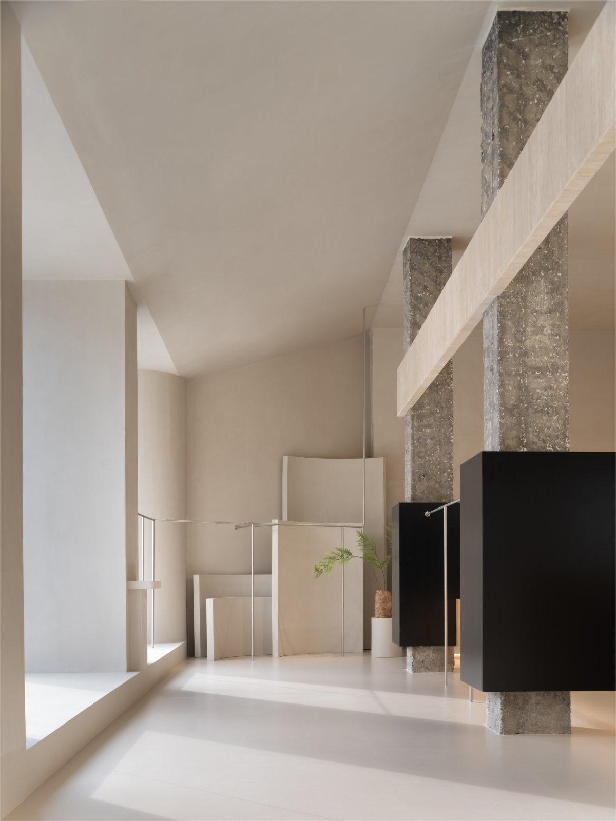 YINJISPACE - In Man Design x TMS Designer Clothing-Brand & Coffee Shop